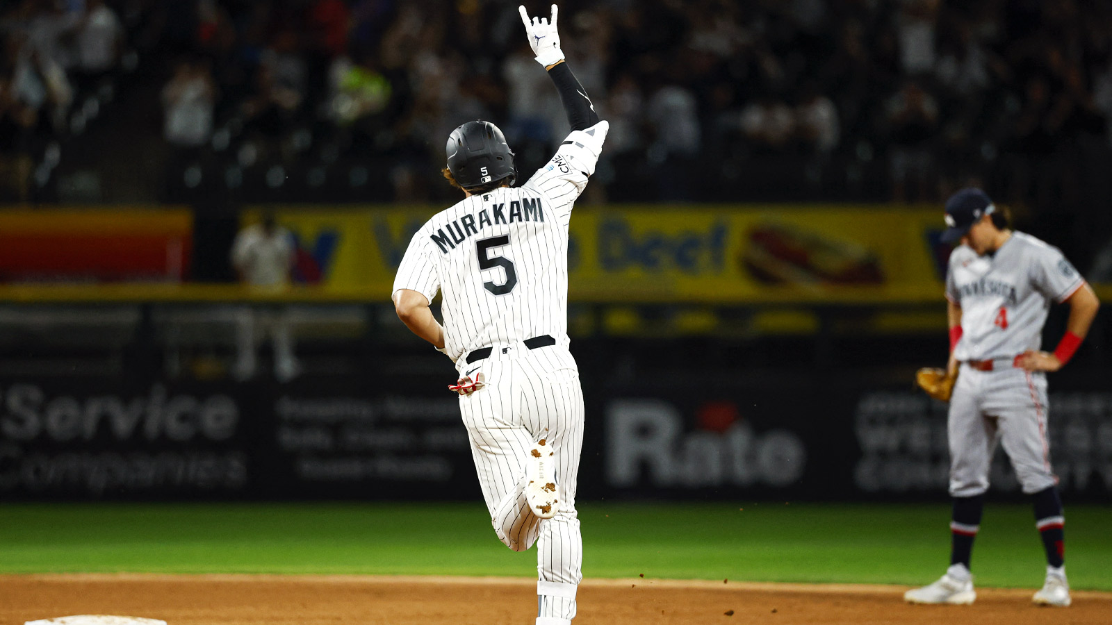 White Sox star Munetaka Murakami’s jaw-dropping pace will catch Aaron ...