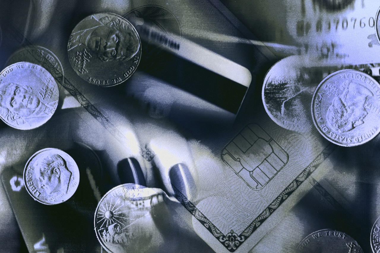 Americans are falling behind on their $1.25 trillion credit-card bill