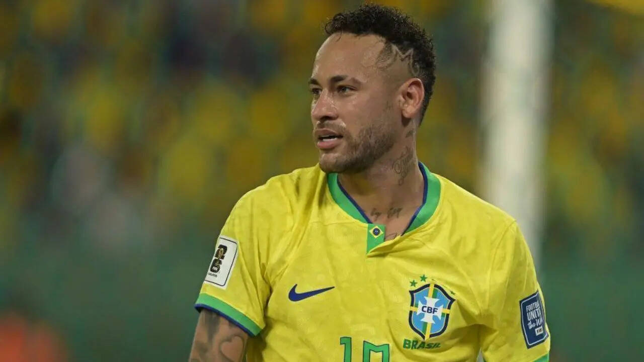 Neymar’s helicopter landing turns heads worldwide while Brazil fans ...