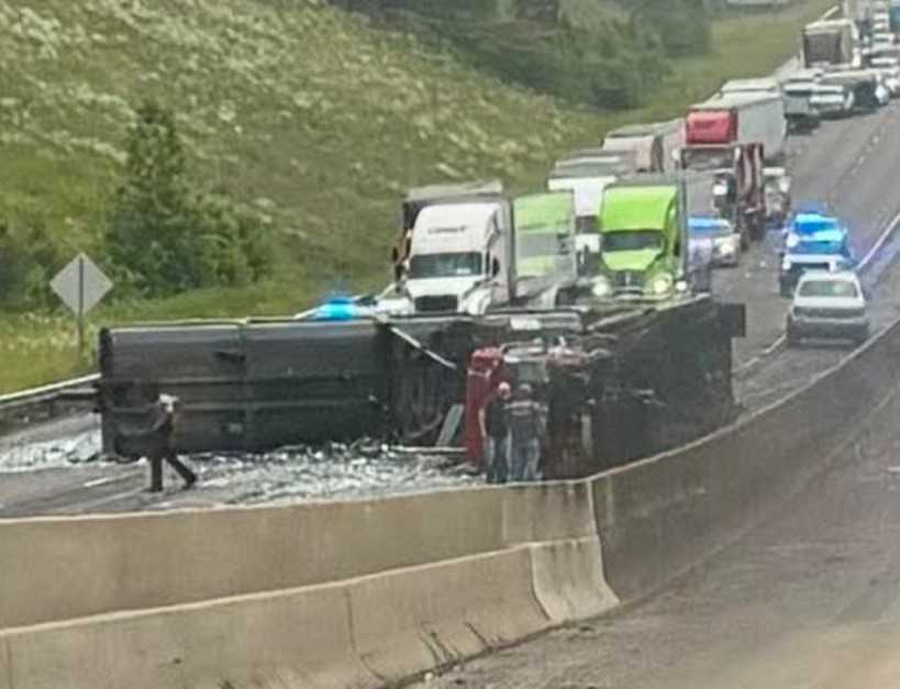 Interstate 20 reopens St. Clair County after tractor trailer truck ...