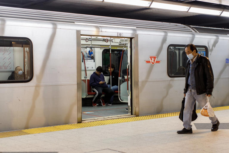 Toronto subway station barriers aren't enough to keep riders safe ...
