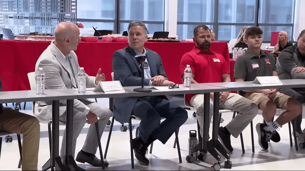 Senator Dave McCormick visits Bishop McCort Catholic Academy