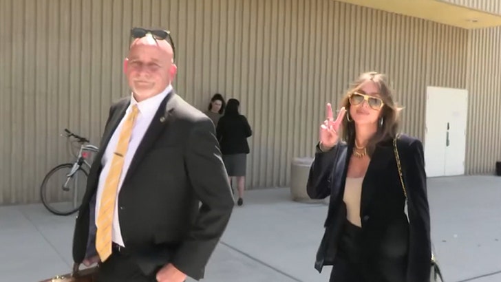 Kelly Dodd shows up to court to fight revenge porn case, watch video