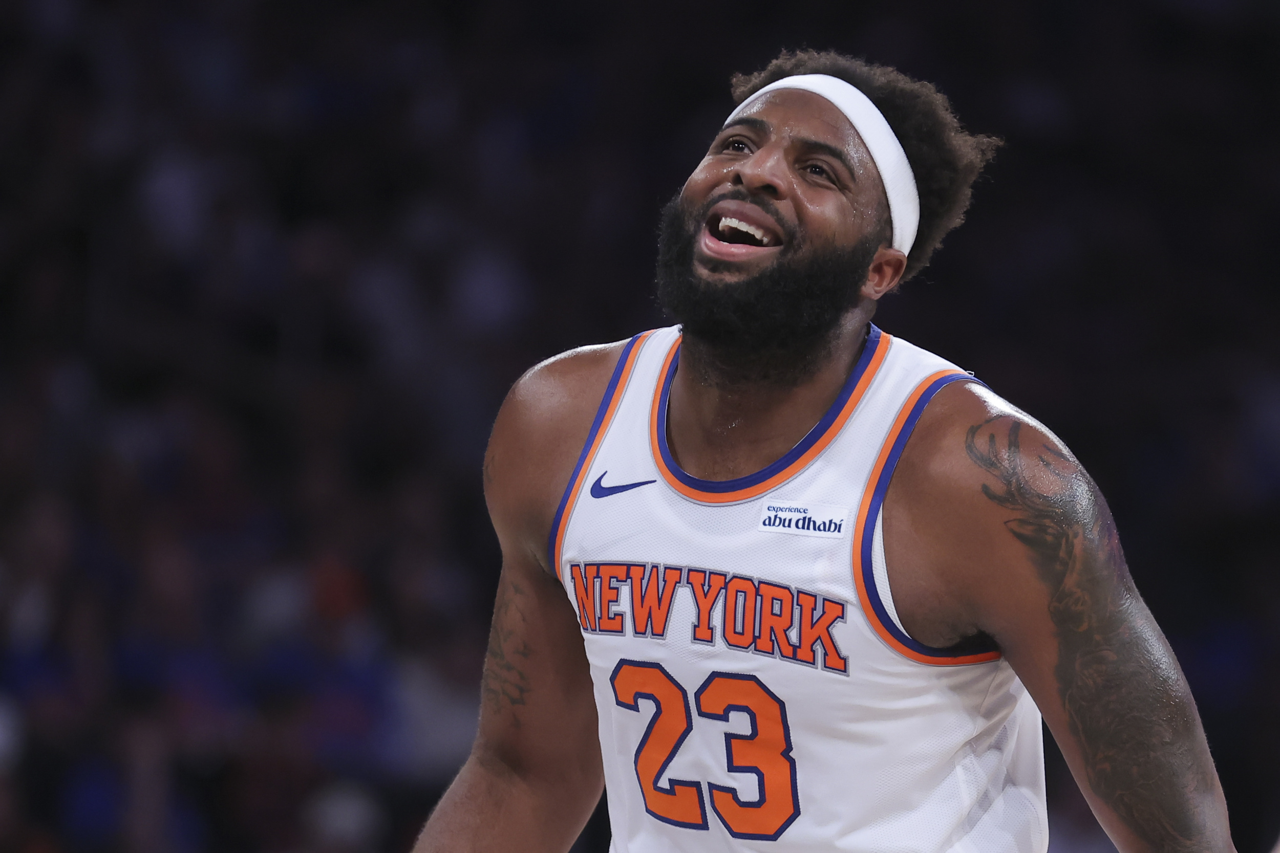 Knicks’ Mitchell Robinson breaks right pinky finger