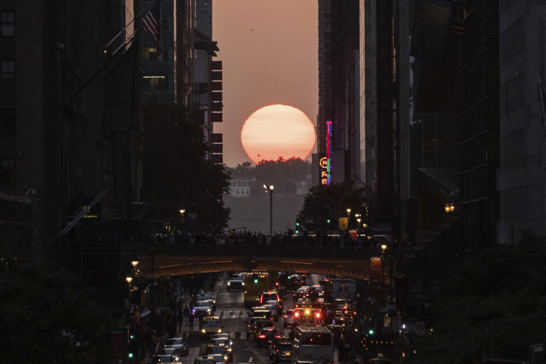 Manhattanhenge 2026: cuándo y dónde ver el famoso atardecer alineado ...