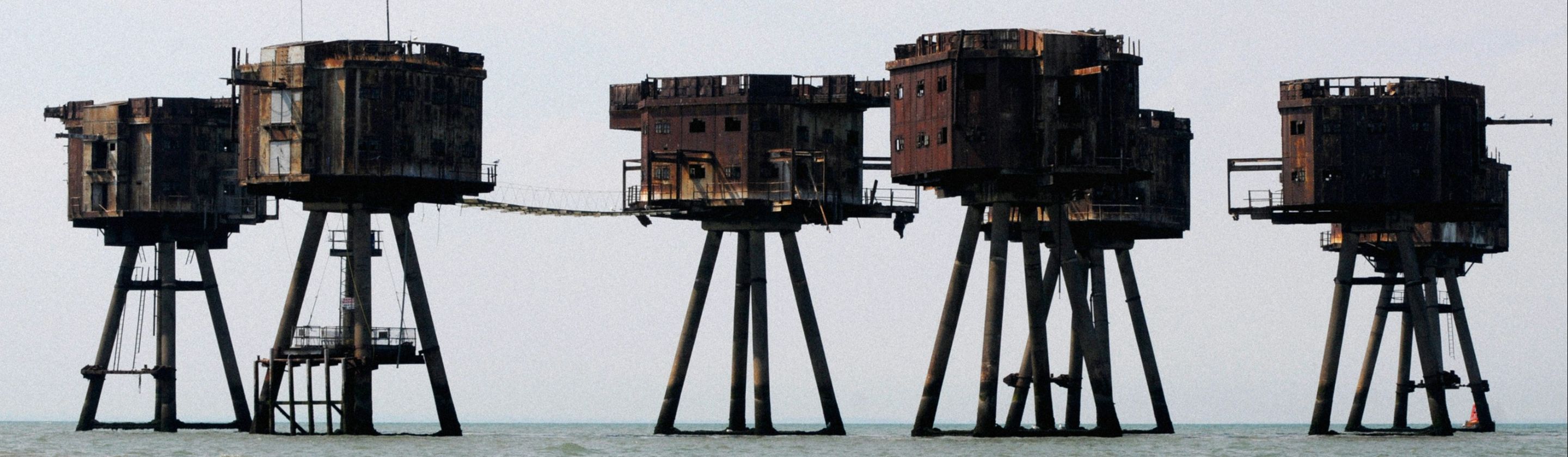 The strange afterlife of abandoned oil rigs