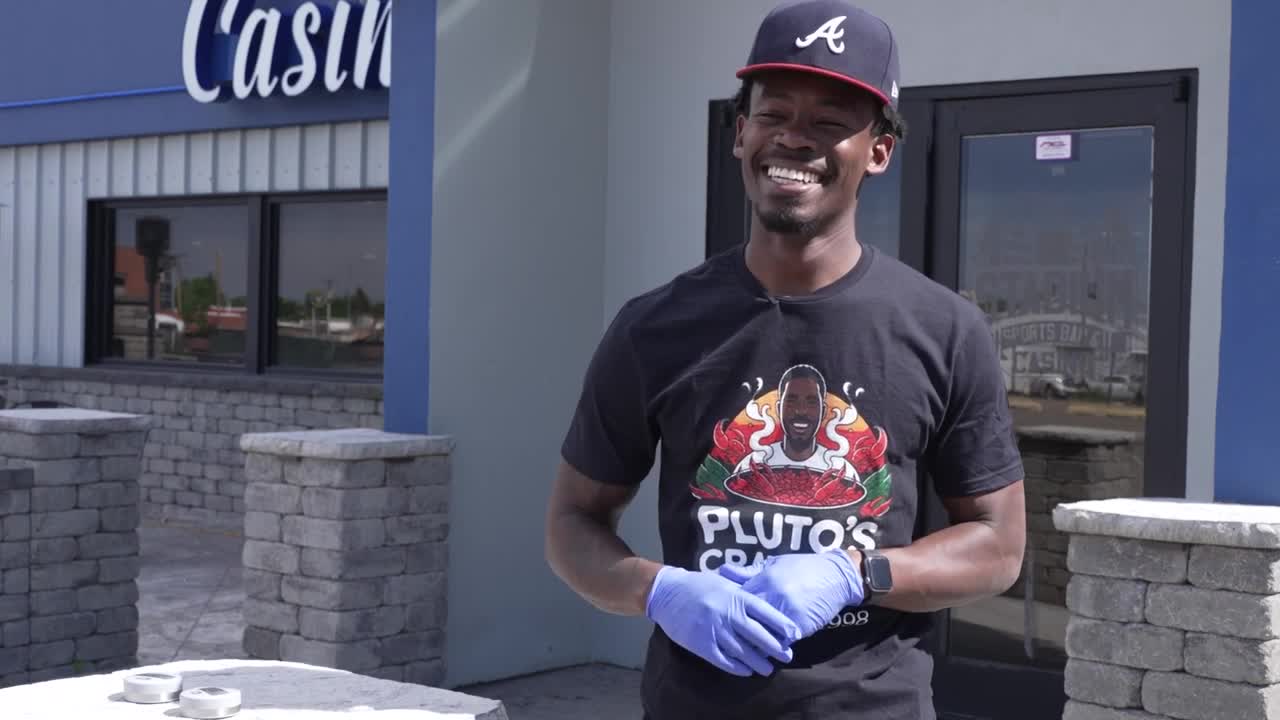Pluto’s Crawfish opens inside the Stadium Sports Bar