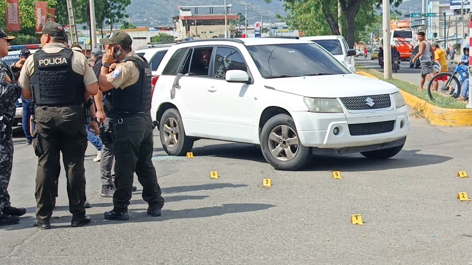 ¿Quién era el policía en servicio activo que fue asesinado en Portoviejo?