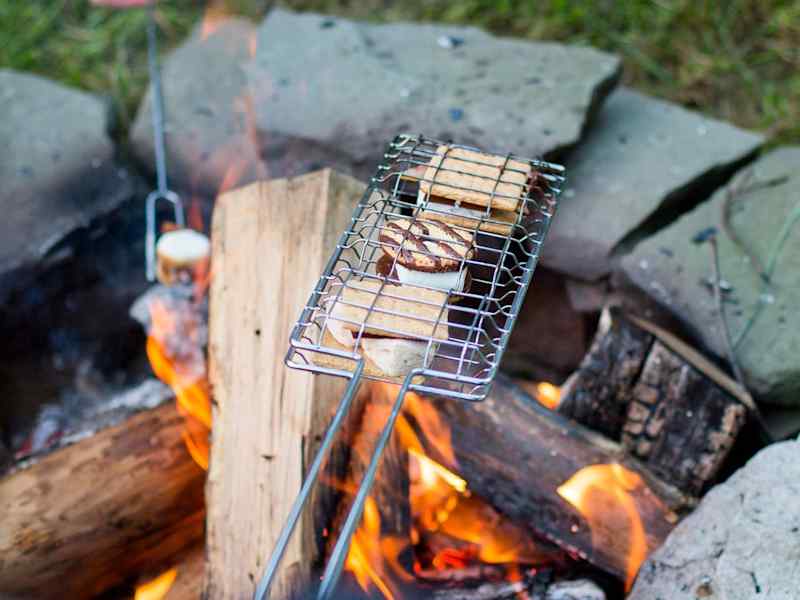 The best groceries to take camping don't even require a cooler ...