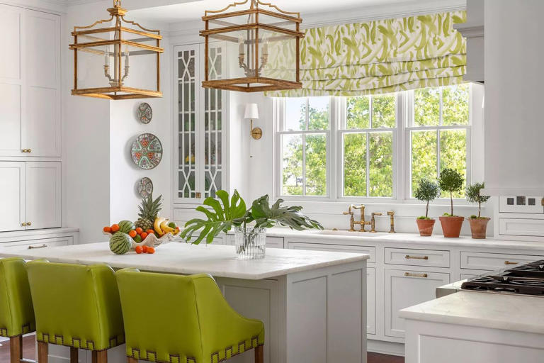 8 kitchen paint colors that instantly make small spaces feel larger