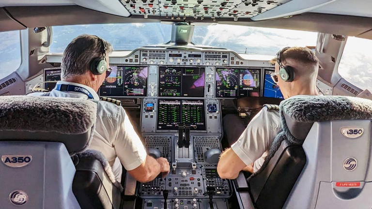 Preparing a big jet for descent, arrival, approach, and landing