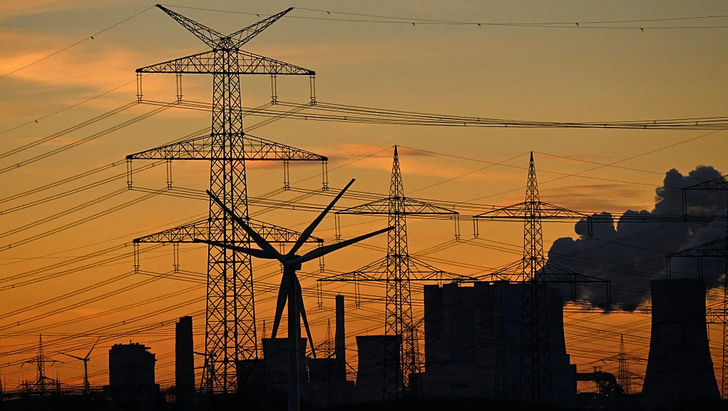 EU climate rift grows as major economies fall behind targets