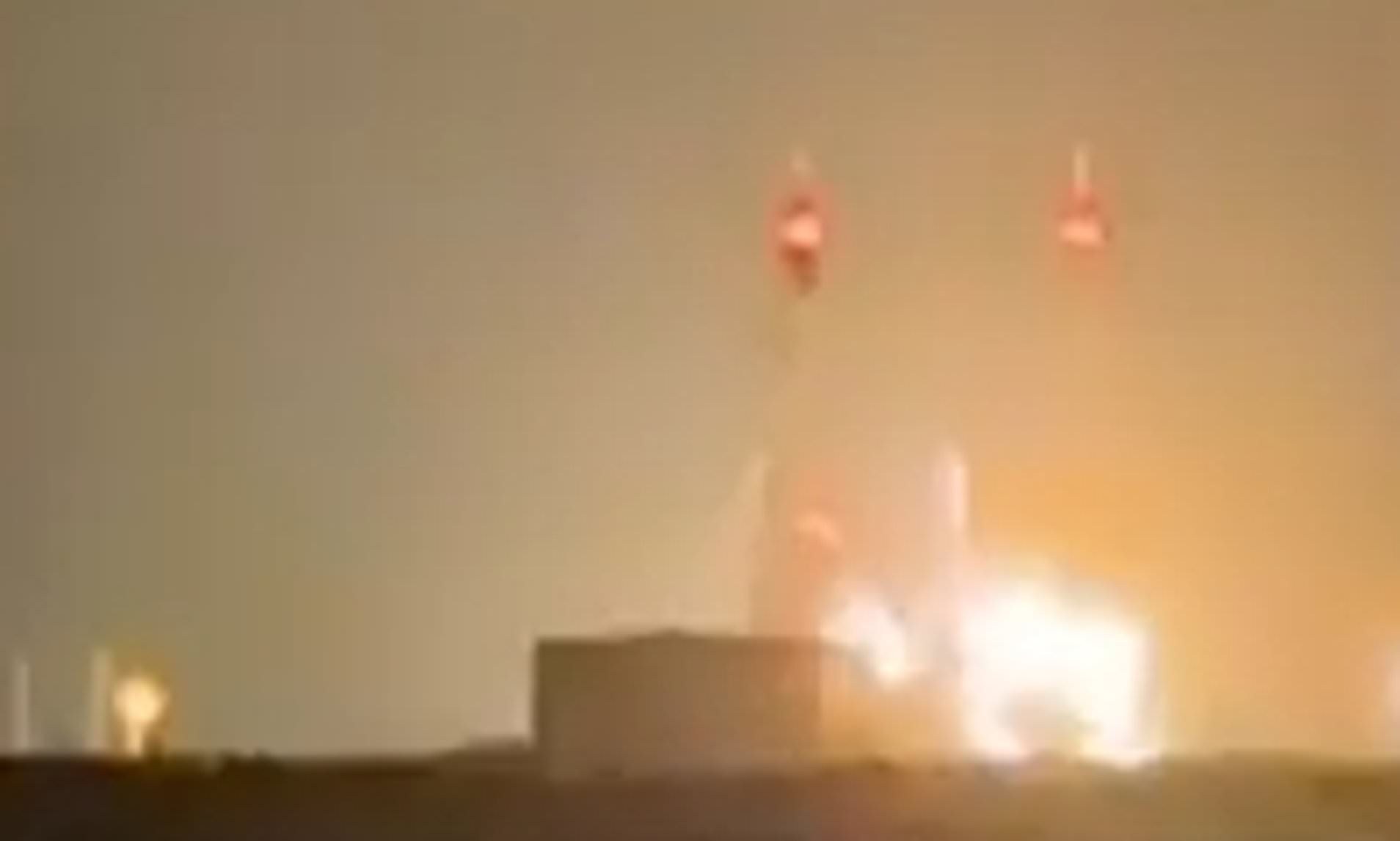Blue Origin rocket explodes into GIANT fireball on launch pad during ...