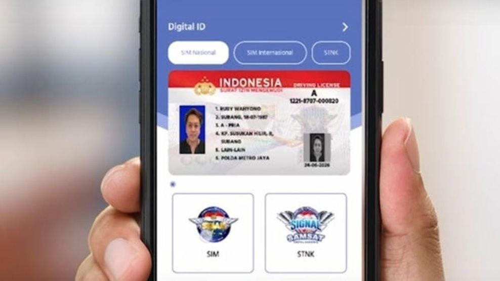 Tidak perlu buka dompet, tunjukkan SIM ke polisi sekarang bisa lewat HP