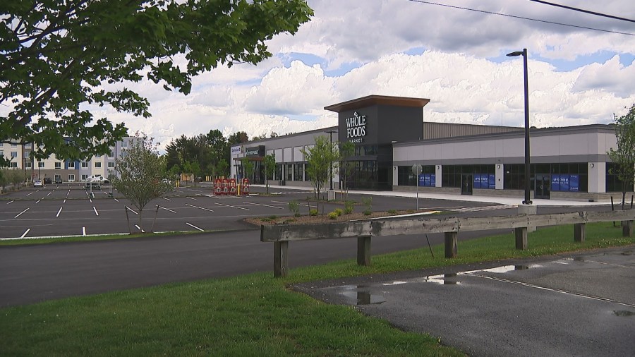 Seekonk Whole Foods announces opening date
