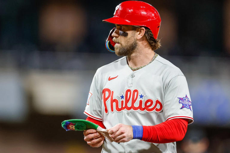 Bryce Harper responds to critics of his bizarre toothpaste routine ...