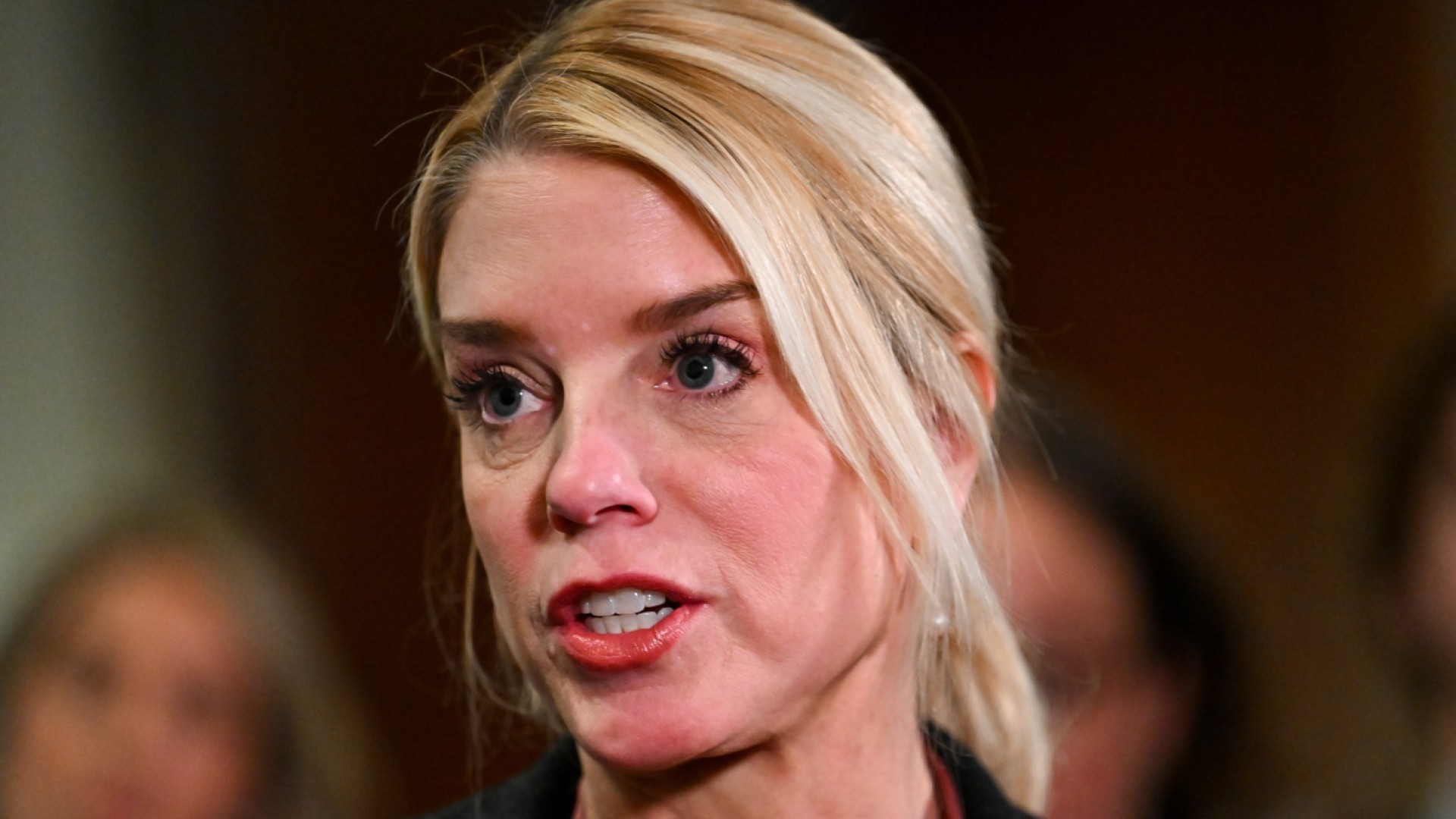 Bondi aims to stay in Trump's 'good graces': Oversight Dem previews ex ...