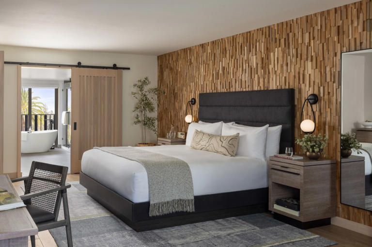 Hilton's new Napa hotel: Casa Mani Resort Napa Valley Curio Collection