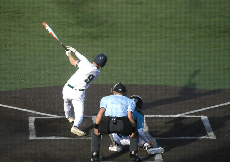 South Oldham knocks off rival North Oldham for eighth region crown