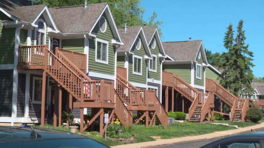 Owner of condemned apartments urges tenants to leave, referencing ...