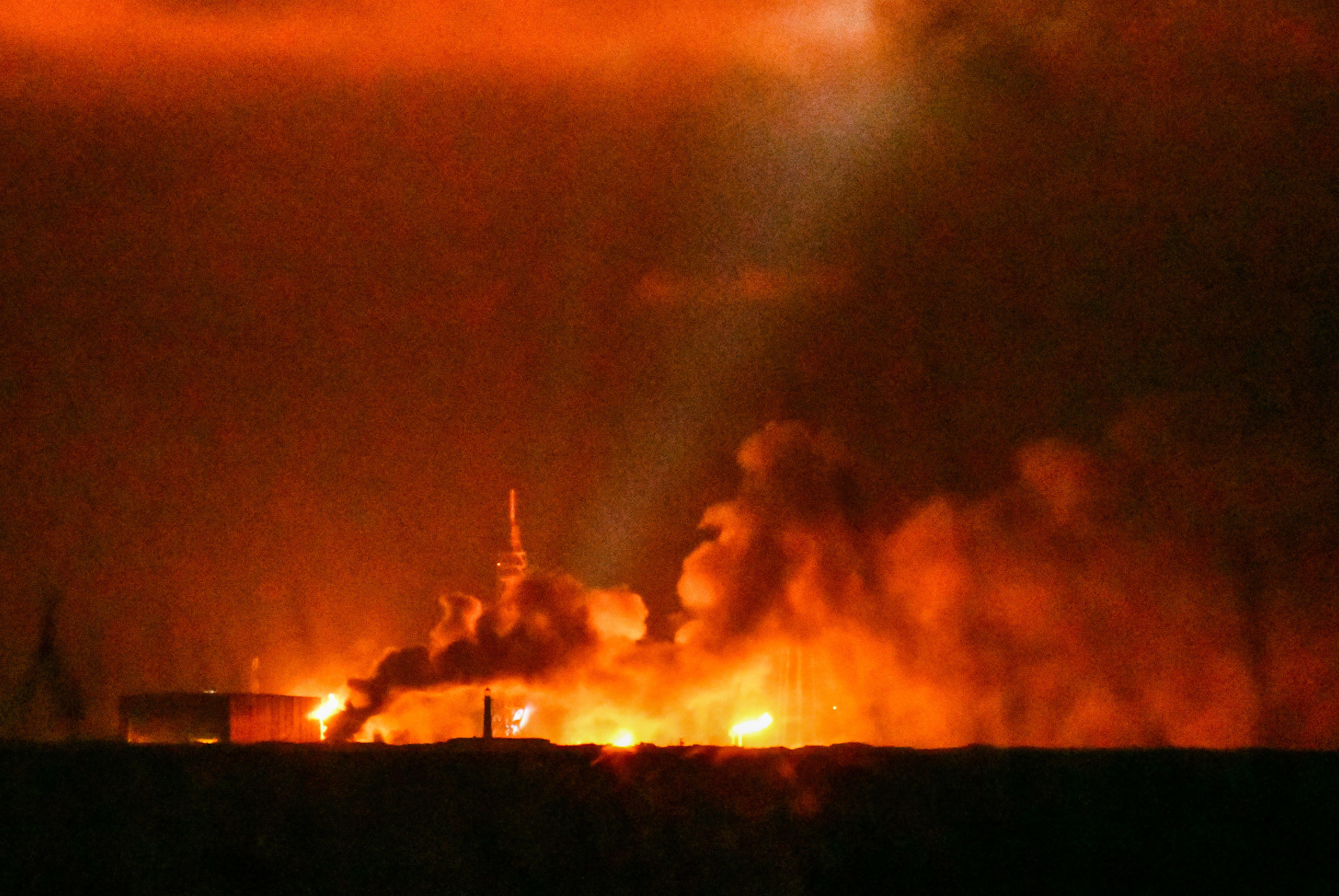 Blue Origin rocket explodes during Cape Canaveral test, Artemis setback ...