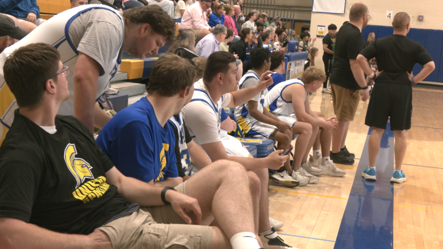 Maine-Endwell Unified Basketball hosts Pack the House Night against Vestal