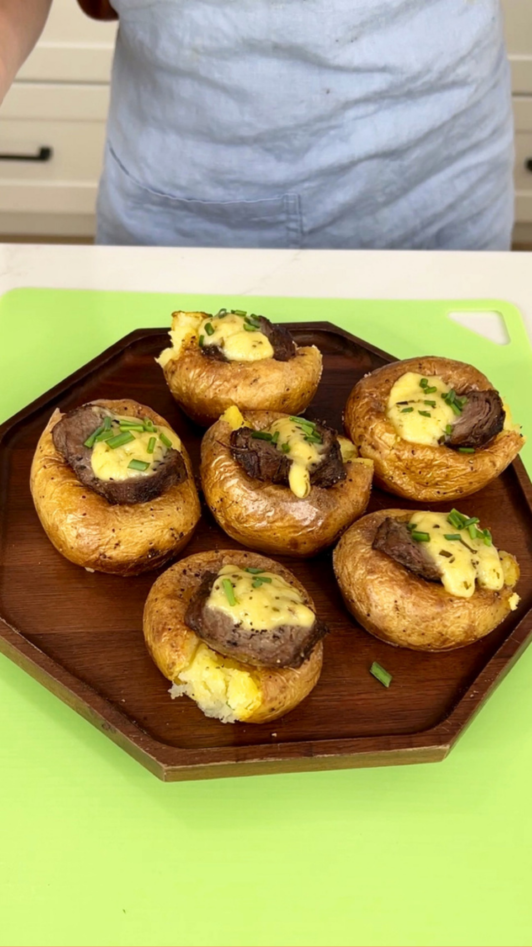 Steak and potatoes with béarnaise sauce recipe
