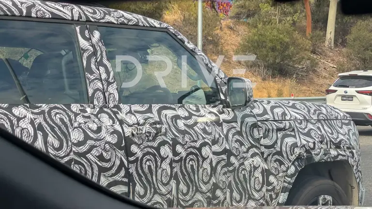 Mitsubishi Pajero name confirmed for new 4WD large SUV, due in ...