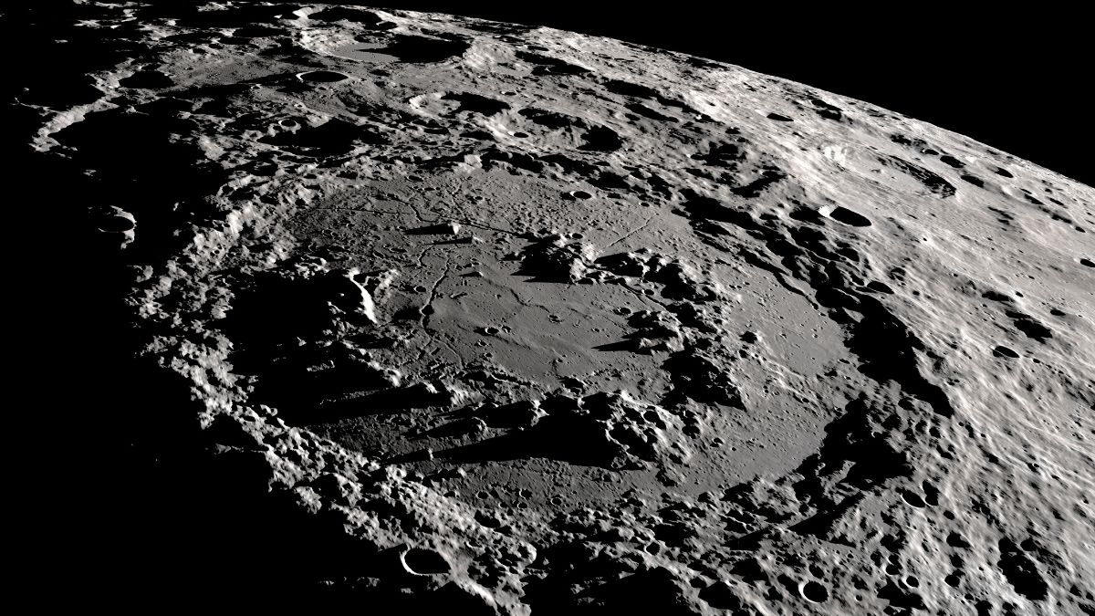 How did Chandrayaan-2 radar achieve a massive lunar ice discovery?