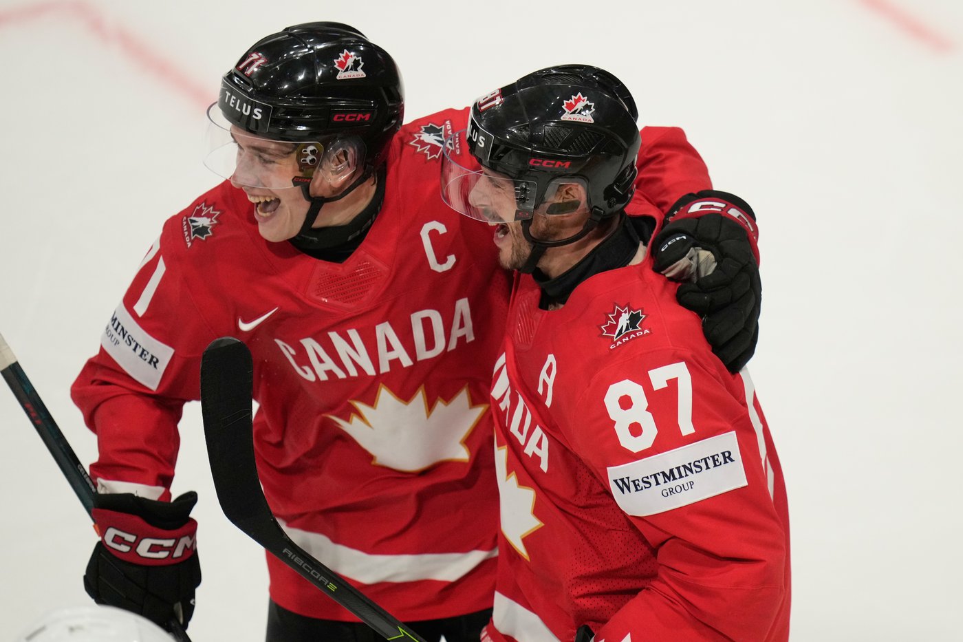 Le Canada bat les États-Unis 4-0 et passe en demi-finales au Mondial de ...