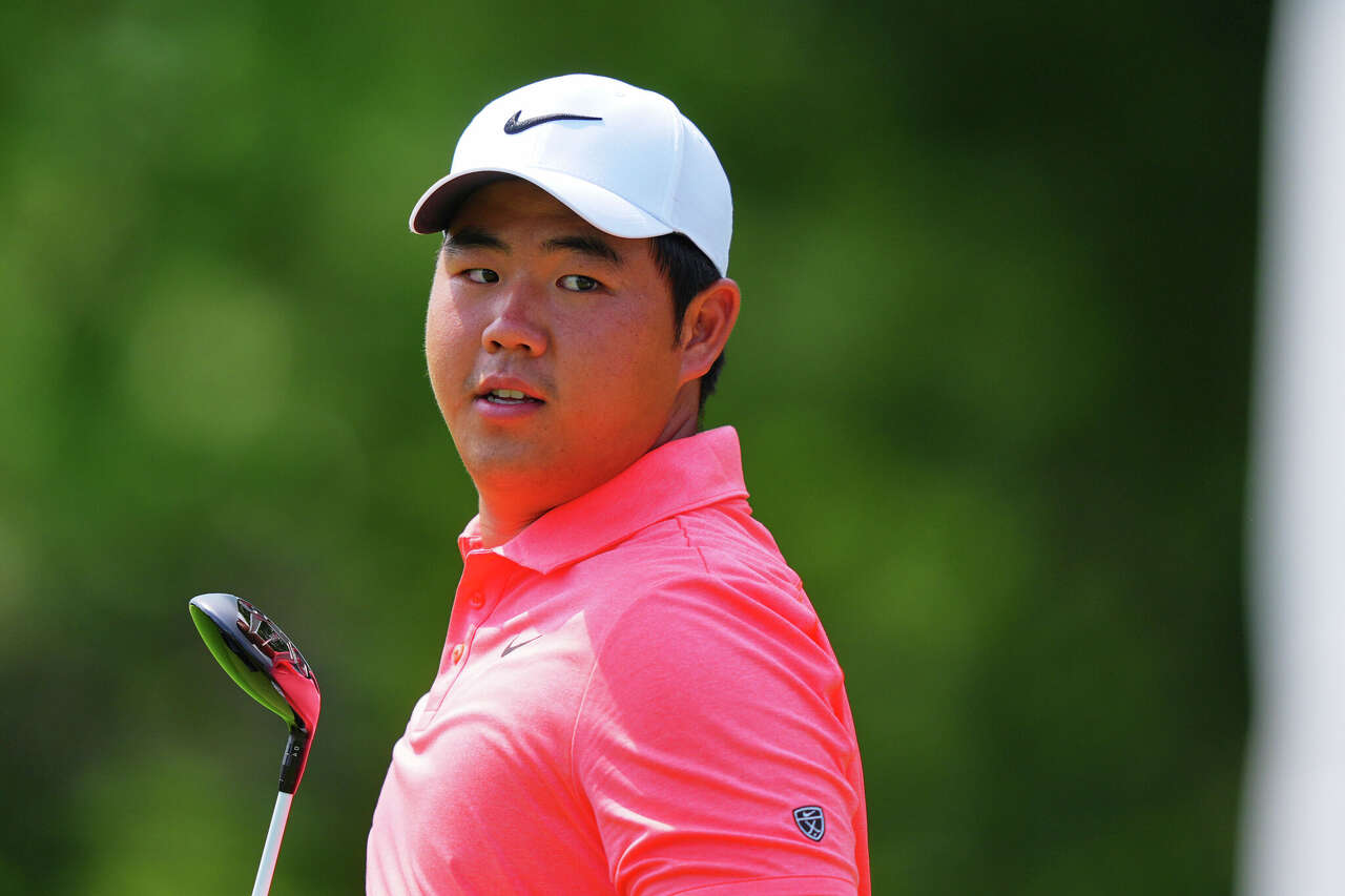 Dallasite Tom Kim heats up in round 1, among leaders at Charles Schwab ...