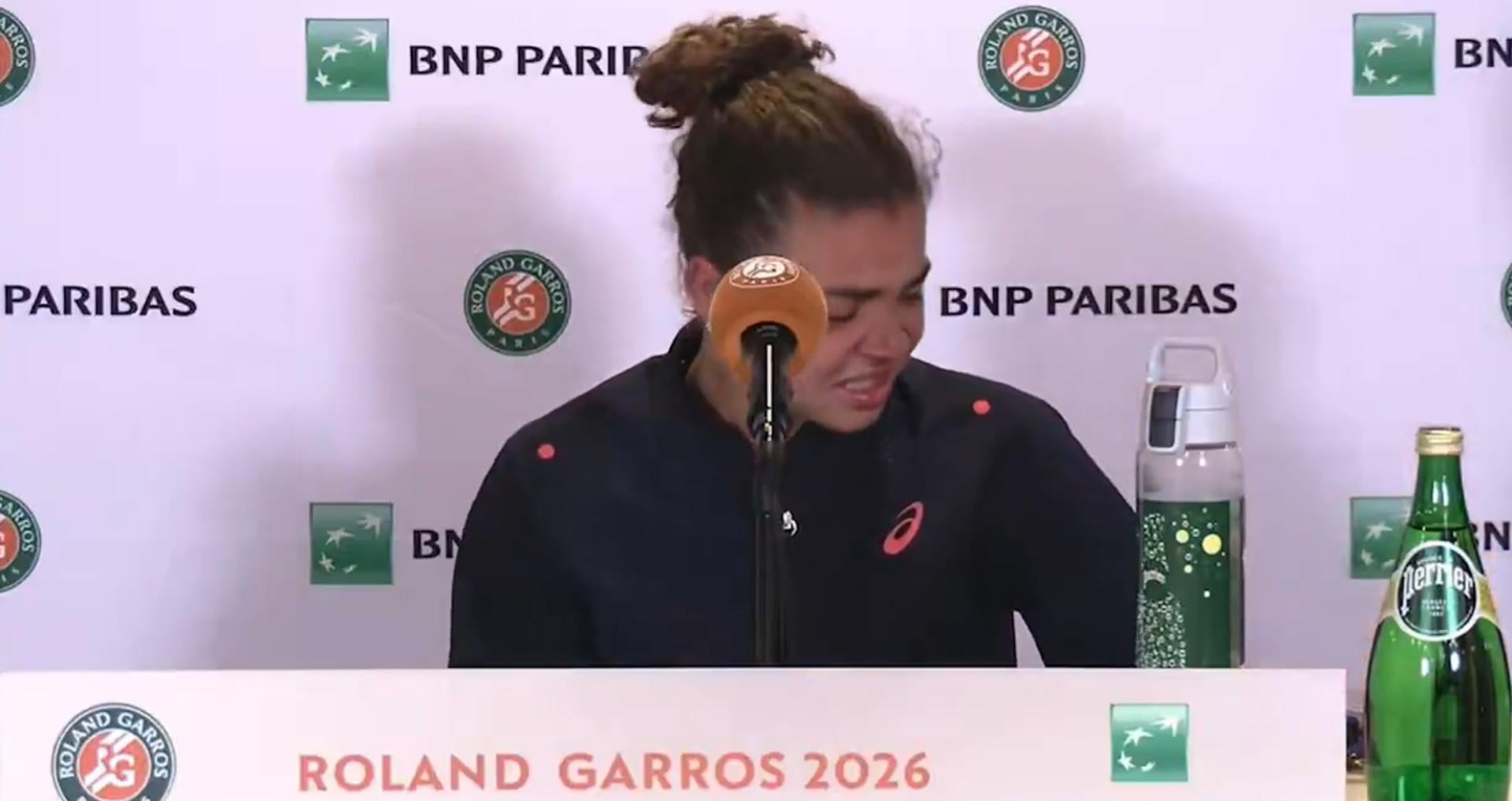 Watch: Jasmine Paolini bursts into tears, pauses French Open presser ...