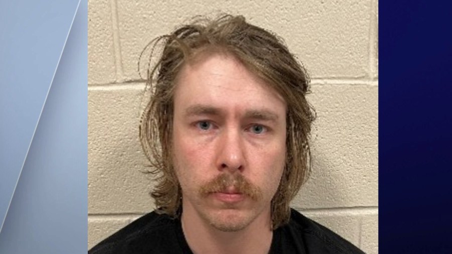 Aurora man arrested for possession of child sexual abuse materials