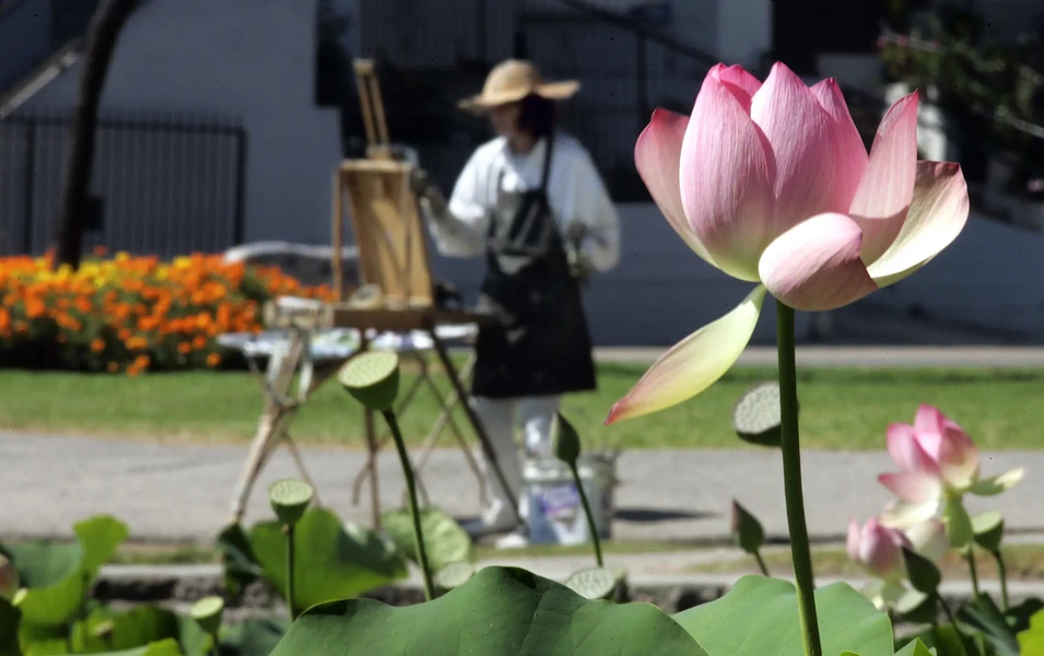 Vastu-approved paintings to welcome prosperity home