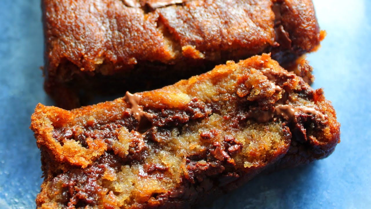 Homemade chocolate banana cake soft and delicious recipe