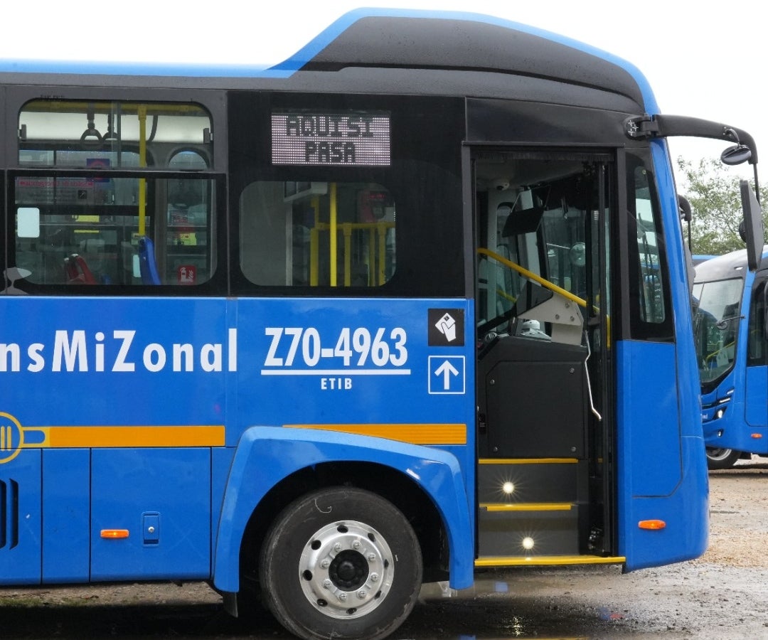 BYD apuesta por lograr cargas en cinco minutos para las operación de ...