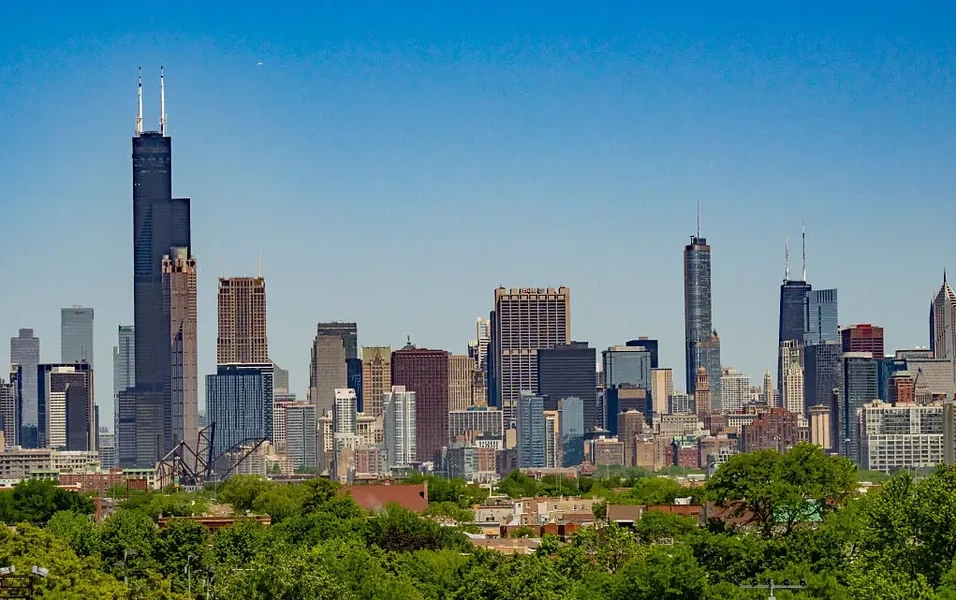 Chicago architecture tours that tell its story