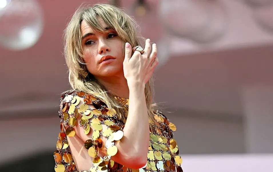 Suki Waterhouse confirms she'll attend Swift–Kelce wedding