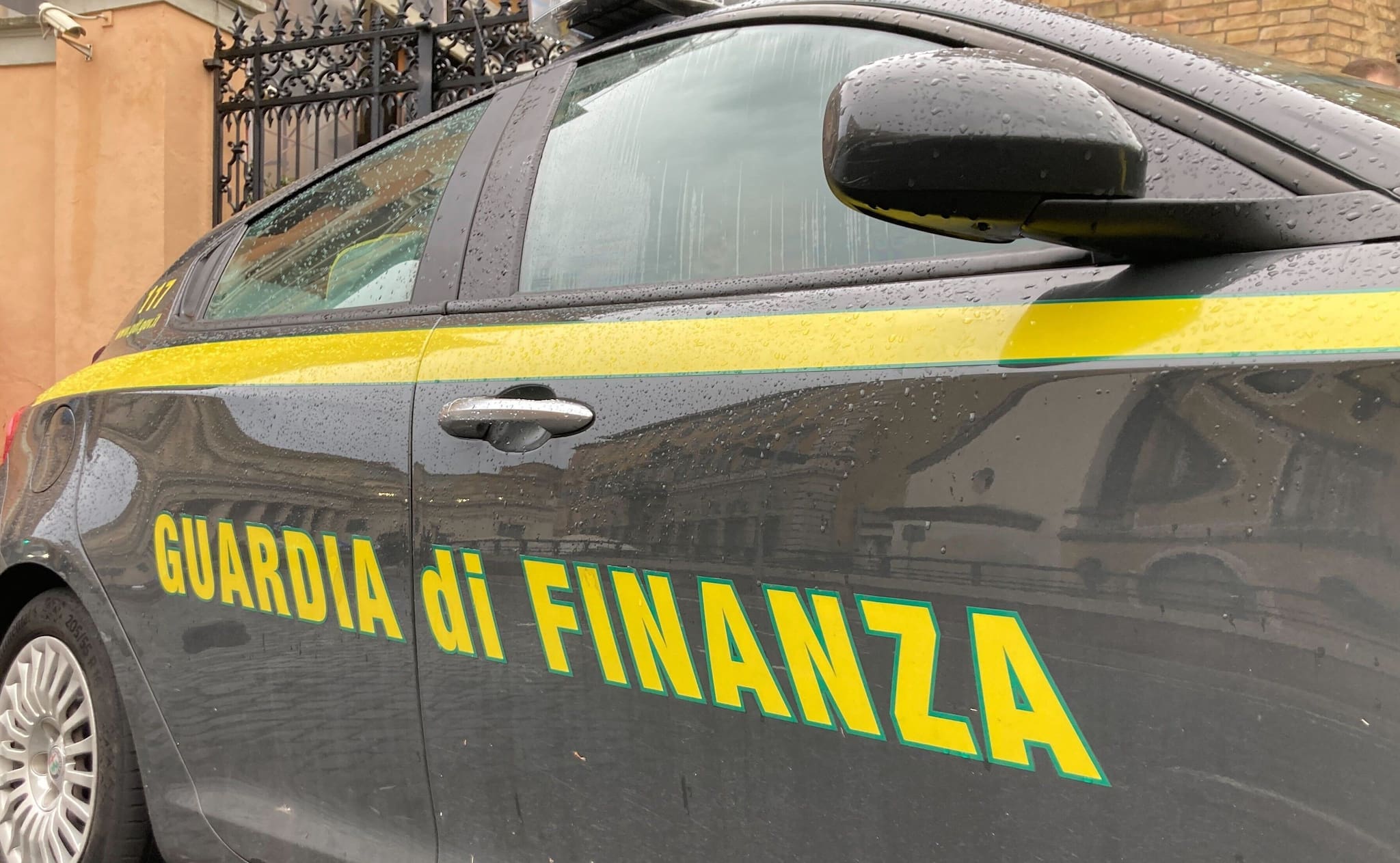 Italiens Polizei beschlagnahmt Mafia-Vermögen von mehr als 200 ...