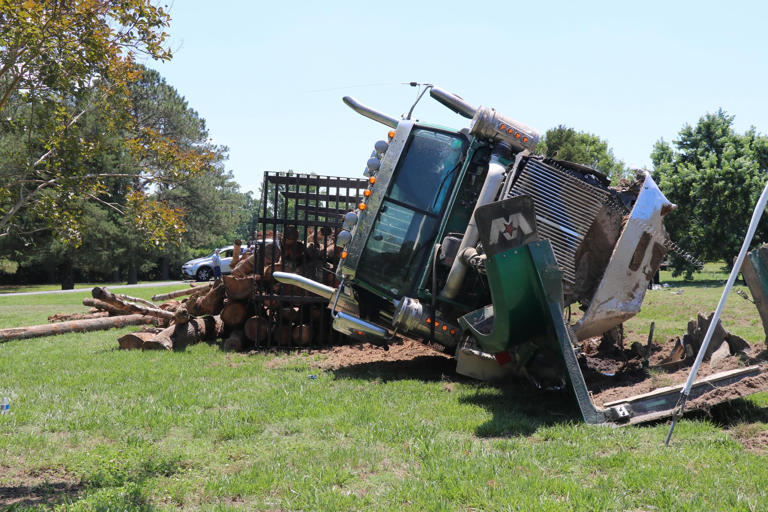 Crash involving log truck shuts down major Prince George County road