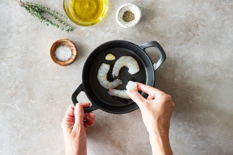 Bobby Flay makes this 5-ingredient appetizer 'all the time'