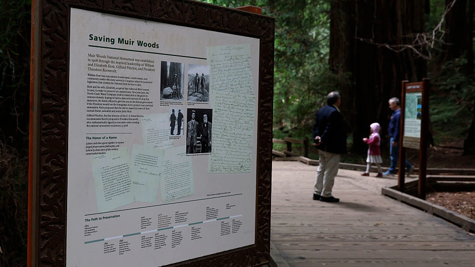 National parks 'snitch sign' program met with backlash