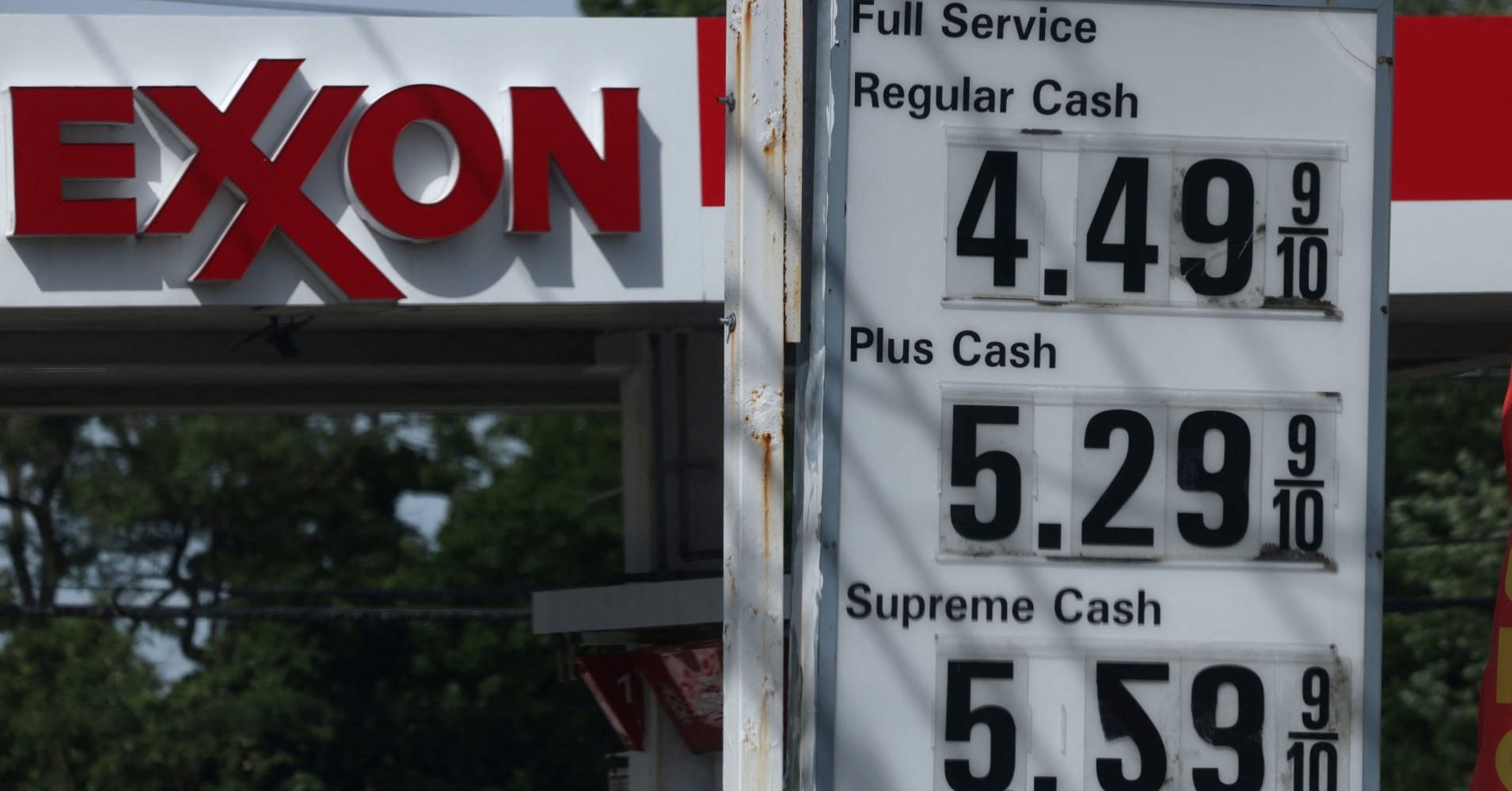 Exxon warns oil inventories will hit dangerously low levels in weeks ...