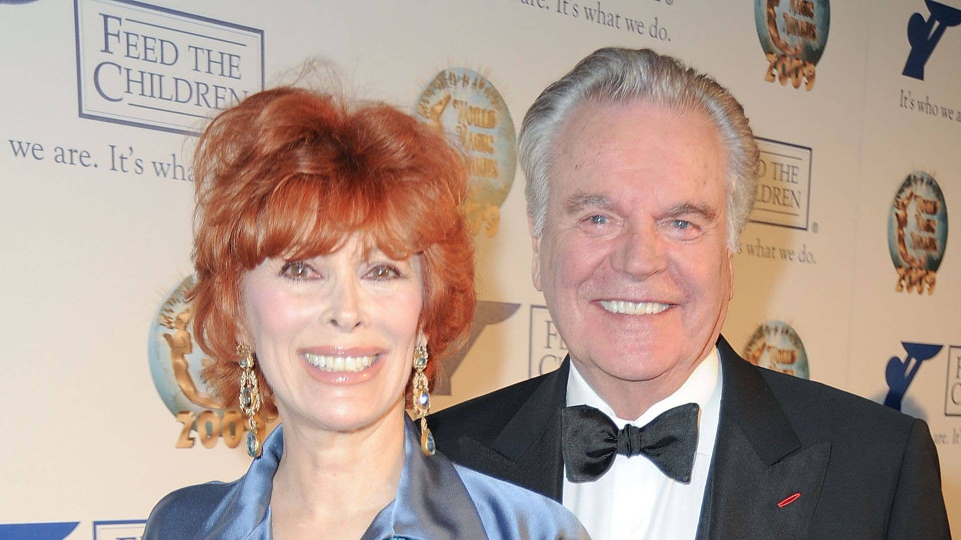Hart to Hart star Robert Wagner, 96, and former Bond girl wife, 85 ...