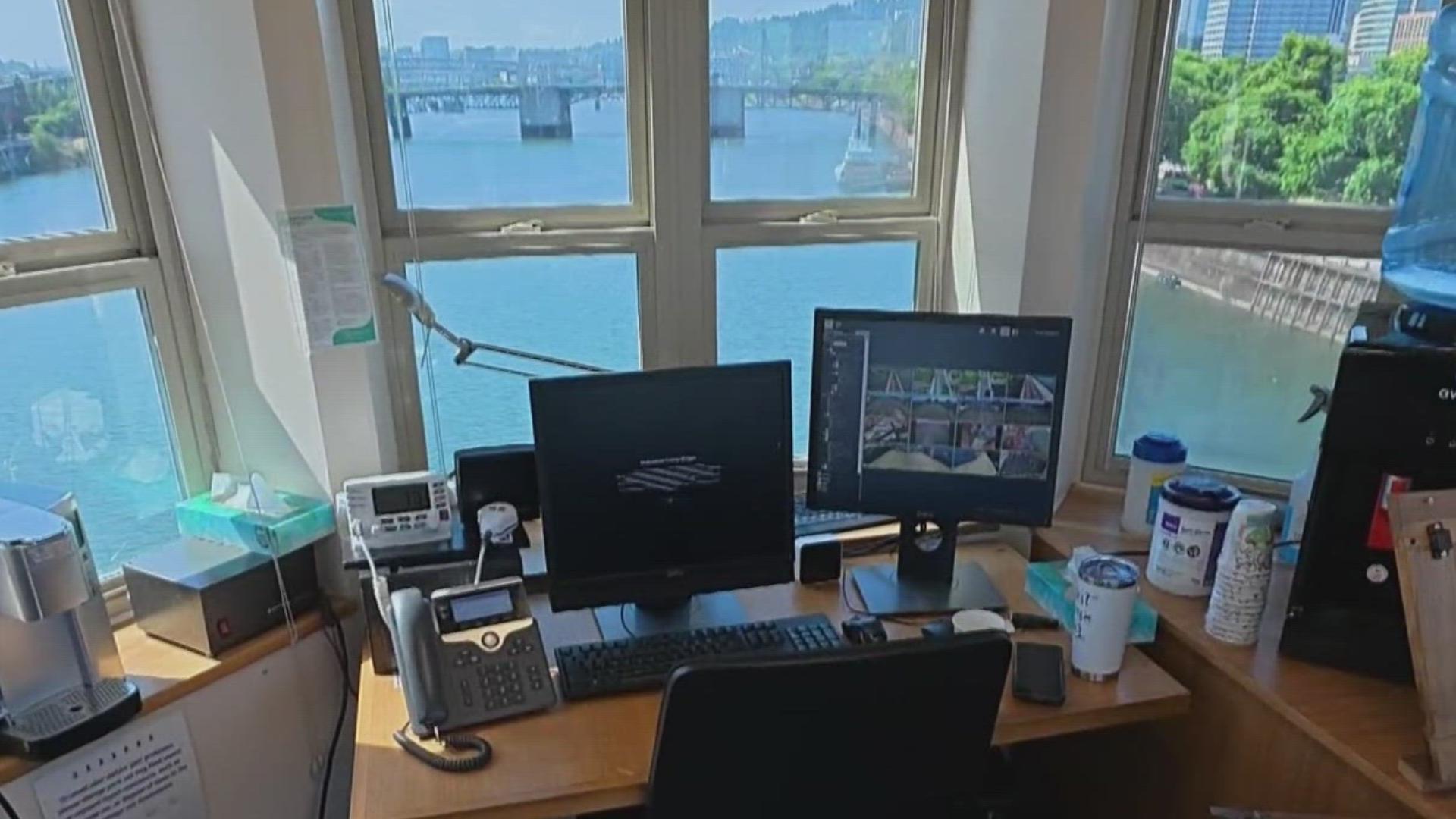 Inside the control tower of Portland's 100-year-old Burnside Bridge