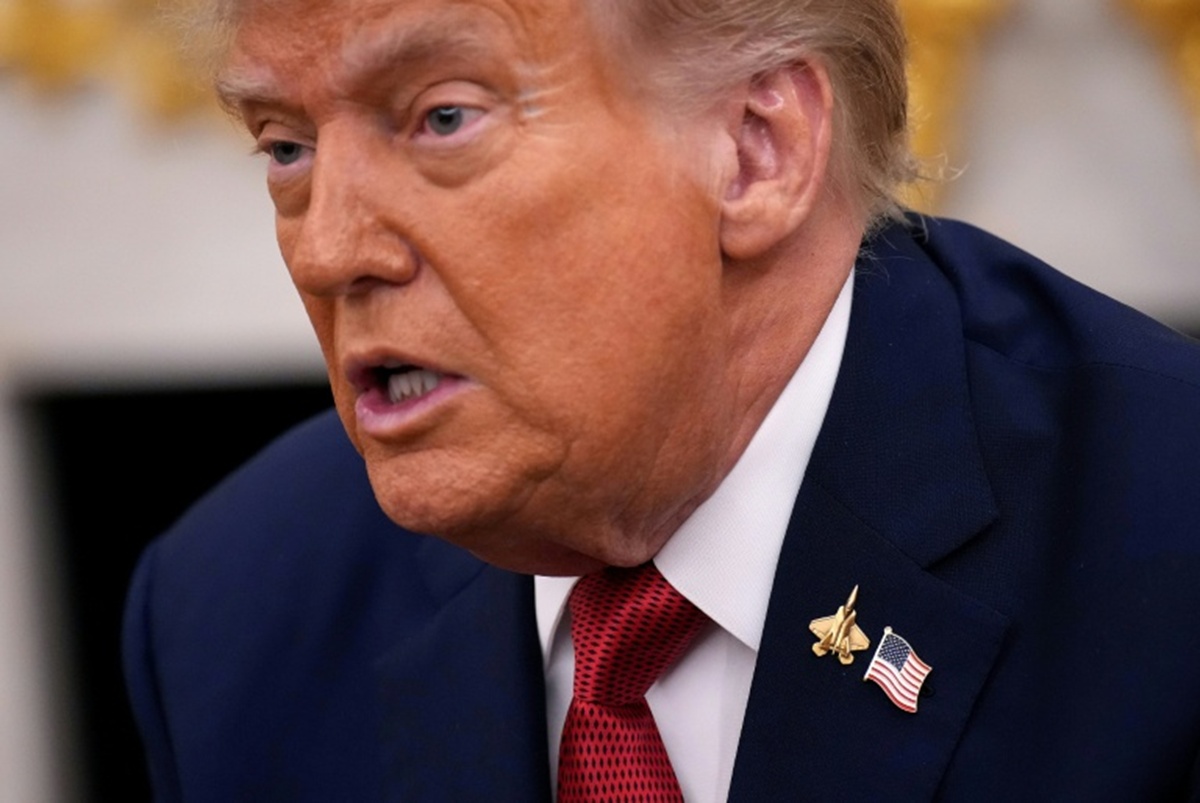 Donald Trump's 4-hour sleep schedule weakens brain control over emotion ...