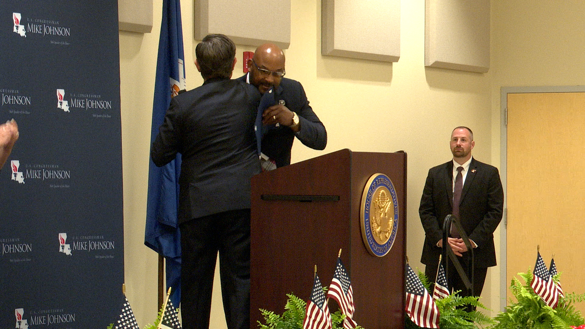 Speaker Johnson presents Spirit of Louisiana Award in Bossier