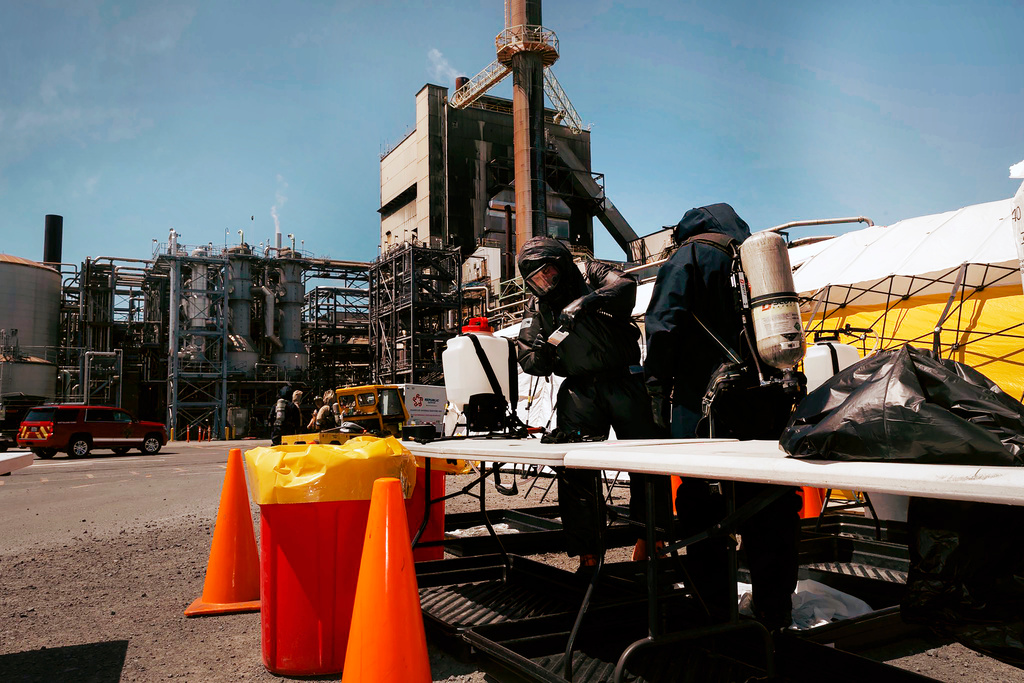 Crews recover the remains of 6 of the 9 workers missing after ...