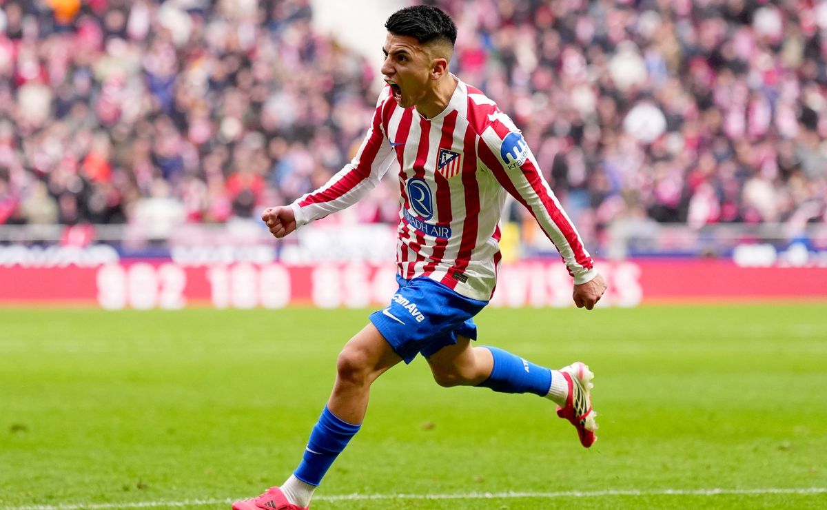 River avanzó por Thiago Almada: reunión con Enzo Francescoli y su ...