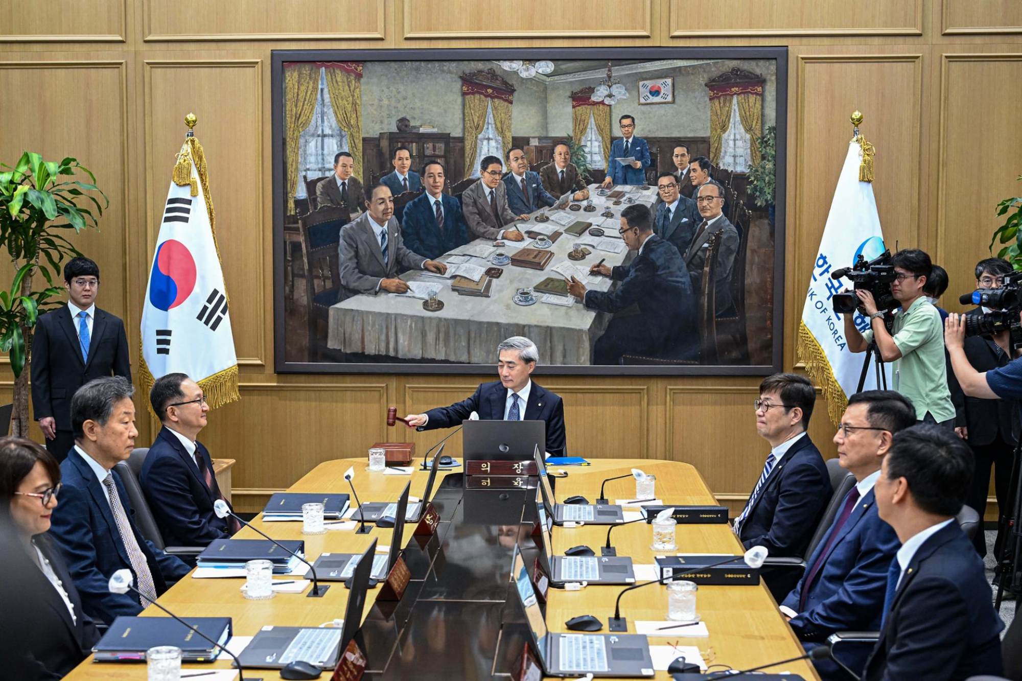‘Transitory euphoria’: South Korea’s strong economic outlook masks key ...